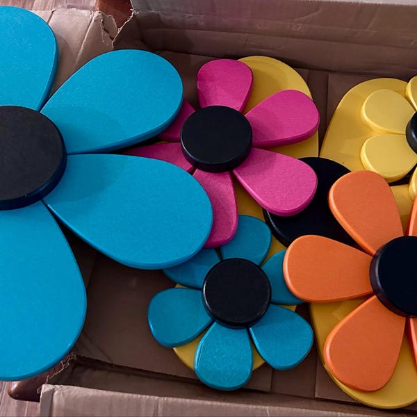 Poly Wall Flower, Fence Flower, Outdoor Decor, Fence Decor, Yard Art ...