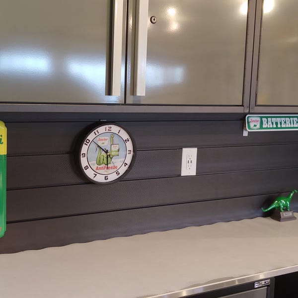 Peterbilt Green Semi Truck Wall Clock - Etsy Peterbilt Green Semi Truck Wall Clock - Etsy