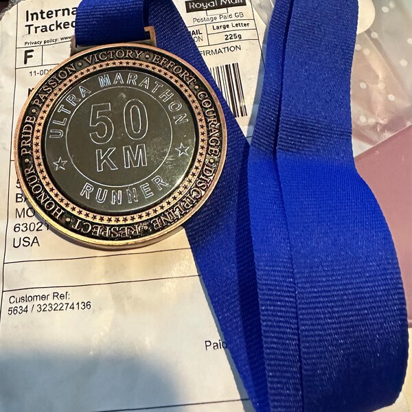 Engraved GRADUATION CAP Logo Medal, Quality Antique Gold Medal in ...