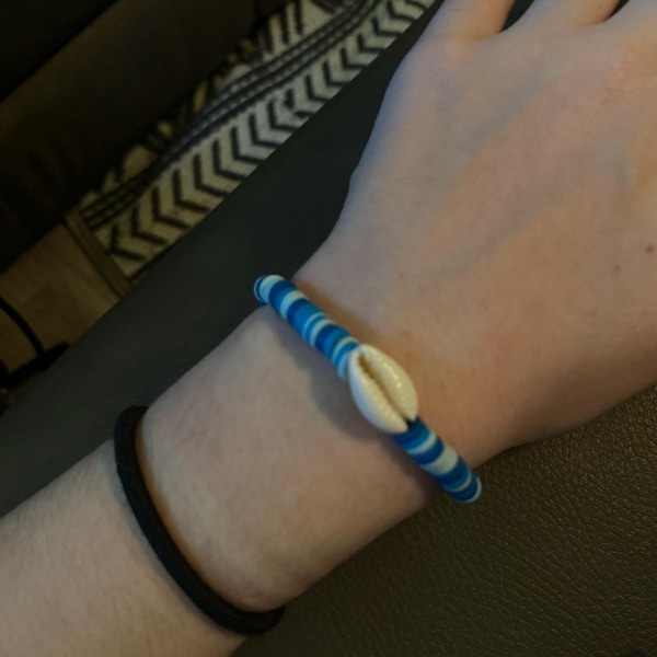 Preppy Blue Seashell Clay Bead Bracelet - Etsy