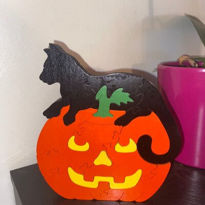 Jack O Lantern Pumpkin With Black Cat Halloween Fall Puzzle Wooden Toy ...