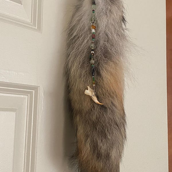 Custom Beaded Tail Keychain for Therians, Furries, Cosplay, Alternative ...