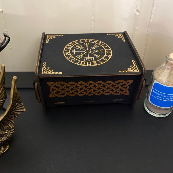 Altar Box With Pentacle Moon Design // Witch Box // Altar Box // Wiccan ...