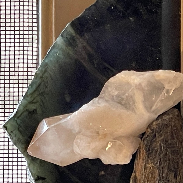 186g Black Siderite Specimen With Double Terminated Calcite Points ...