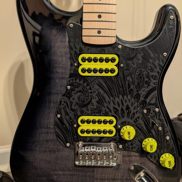 Custom White Psychedelic Textured Pickguard - Fits Fender Telecaster ...