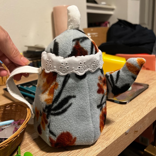 Playhouse Tea Set Sewing Pattern and Tutorial. Quilt Teacup Teapot ...