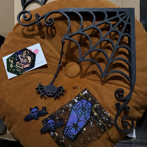 3D Printed Spooky Frilled Bat W/ Personalizing of Name and Custom ...