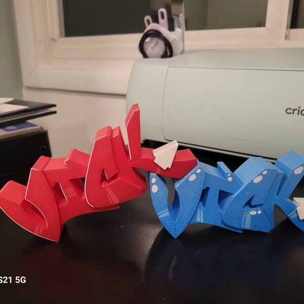 3D Printed Graffiti Letter: Custom Name, Spray Painted Model - Etsy