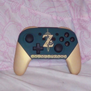 Custom the Legend of Zelda Breath of the Wild Themed Nintendo Switch ...