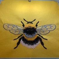 Furry Fuzzy Queen Bumble Bee With Crown Embroidery Design Pattern ...