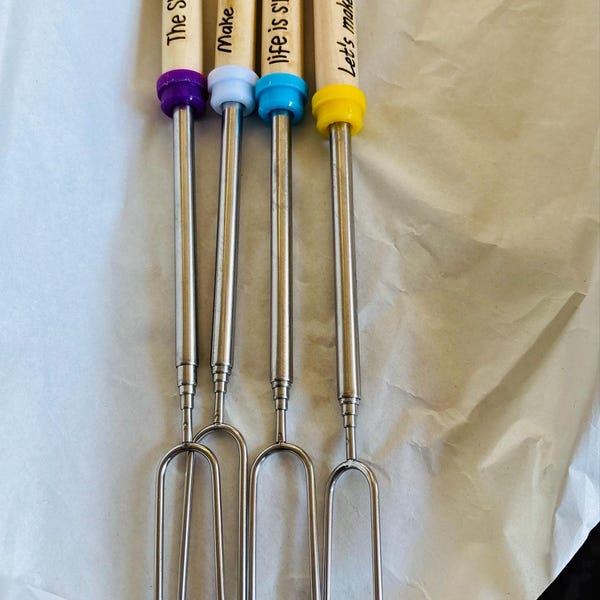 Set of 4 - S’mores Roasting Sticks, Marshmallow Roasting, Expanding ...