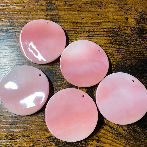 Top Quality Natural Queen Conch Shell Round Pendant (extra/large/medium ...