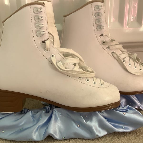 Shimmering Black Velvet Soakers | Figure Skating Soakers | Soft Guards ...