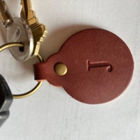 Custom Leather Circle Keychain. Monogrammed Personalized Full Grain ...