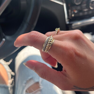 14k Solid Gold 1mm Thin Wedding Band / Minimalist Wedding Ring - Etsy