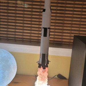 Apollo 11 Saturn V Rocket Lamp - Etsy