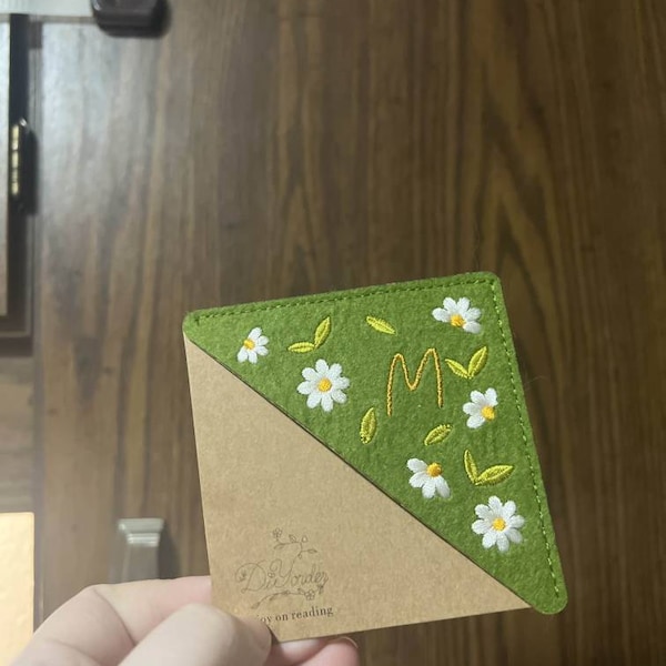 A to Z Letter Bookmark - Personalized Embroidery Felt Bookmarks- Corner ...