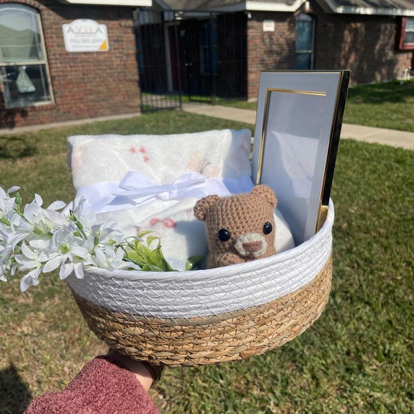 Amigurumi Pattern "bono the Monkey", Chubby Monkey in a Banana Costume ...