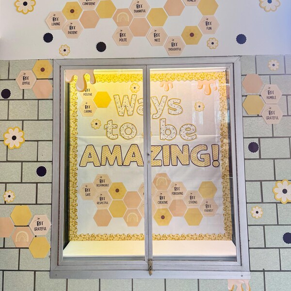 Spring Classroom Bulletin Board Border Set, Bumble Bee Bulletin Border ...