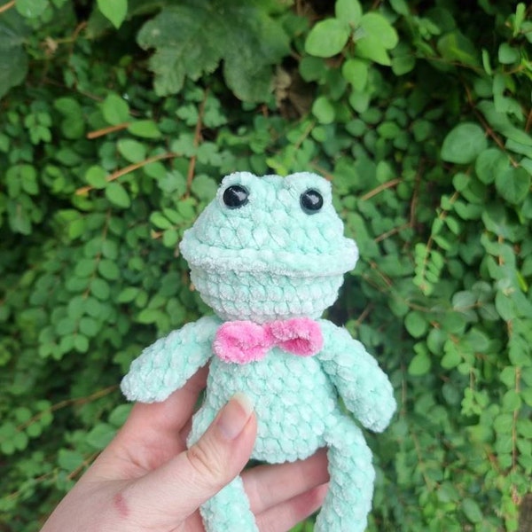 Frog Crochet Pattern PDF - No-sew, Amigurumi, Chunky Yarn, Decor, Toys ...