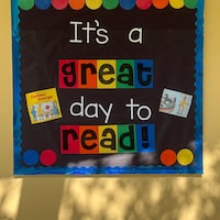 Spring Reading Bulletin Board Printable: Teacher Classroom Decor ...