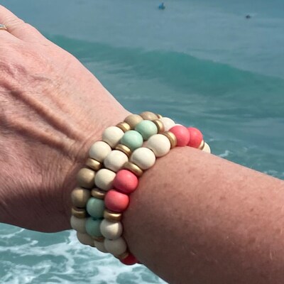 Beachy Neutral Bracelet Stack Sandy Taupe Sea Glass, Gold, White and ...