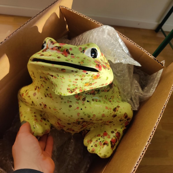 CUSTOM Painted Ceramic Arnel Toad Toilet Paper Holder LARGE - Etsy