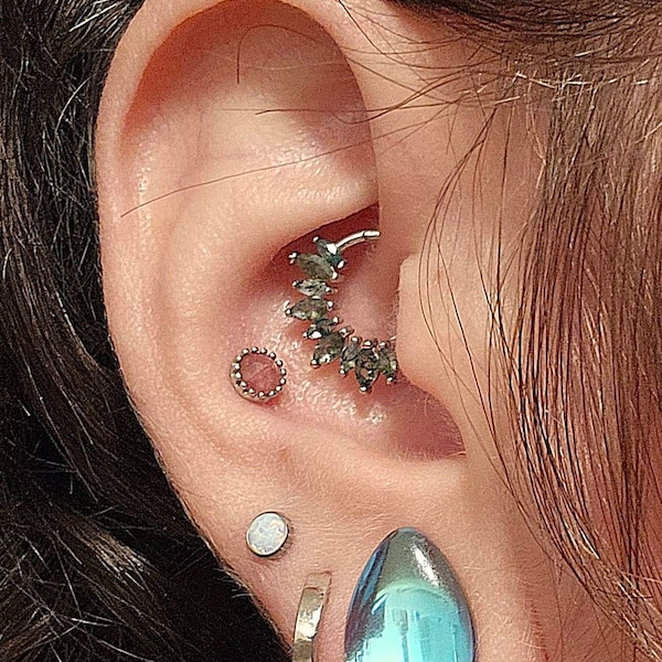 14K Solid Gold Garnet Hinged Clicker Elegant Pear Shape Gemstone Nose ...