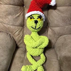 Christmas Grinch Crochet Pattern for Loop Yarn, Crochet Christmas Throw ...
