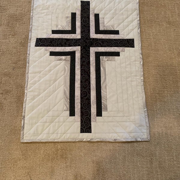 Small Log Cabin Cross Wallhanging (c 2007) - Etsy