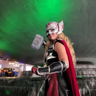 Jane Foster Thor Love and Thunder Cosplay Helmet - Etsy