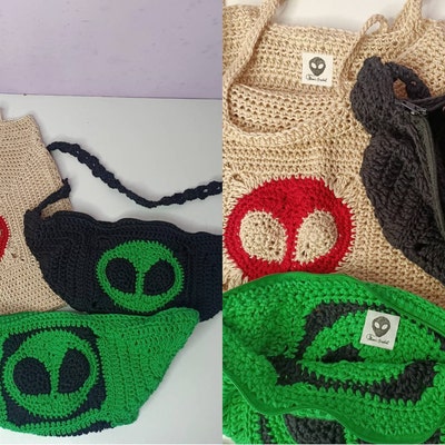 Alien Head Granny Square - Etsy