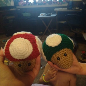 Amigurumi Crochet Pattern: Super Mario Bros Fire Flower - Etsy