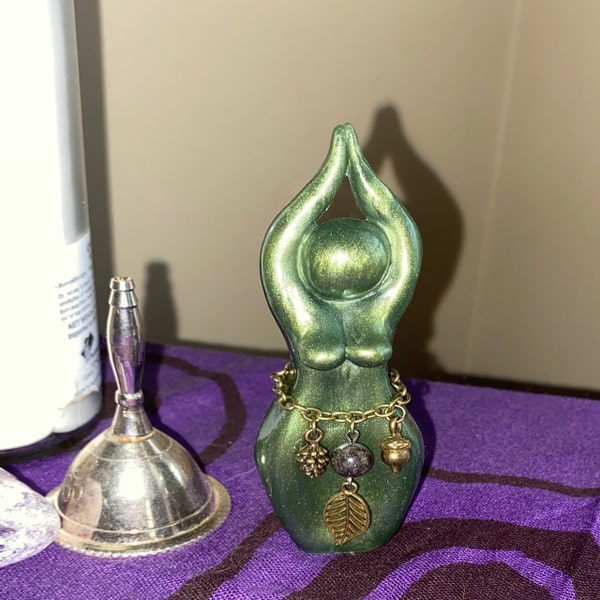 Gaia Story Goddess Statue statue, Figurine, Gaea, Earth Goddess, Mother ...