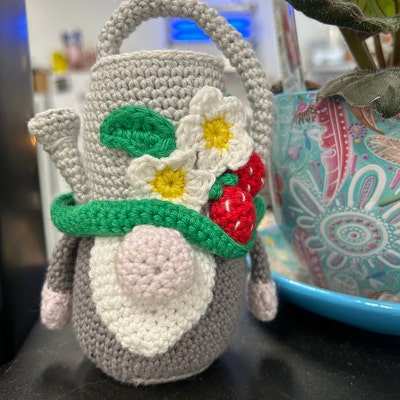Crochet Pattern Watering Can Gnome, Garden Gnome PDF Tutorial, Spring ...