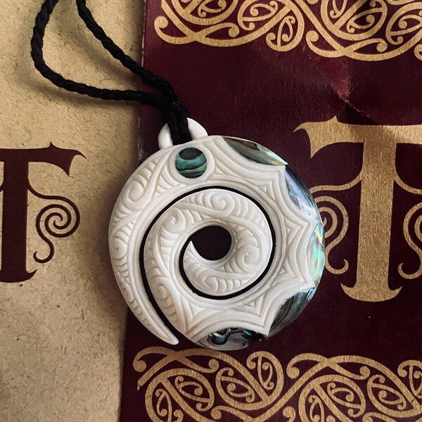 Maori Koru Bone Pendant | Hand Carved New Zealand Bone Carving Necklace ...