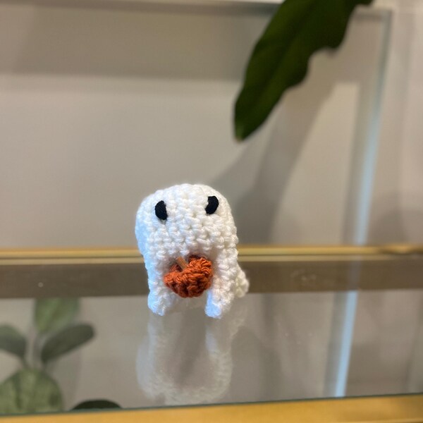 PATTERN: Low Sew Plush Ghasper the Sheet Ghost - Crochet Ghost With ...