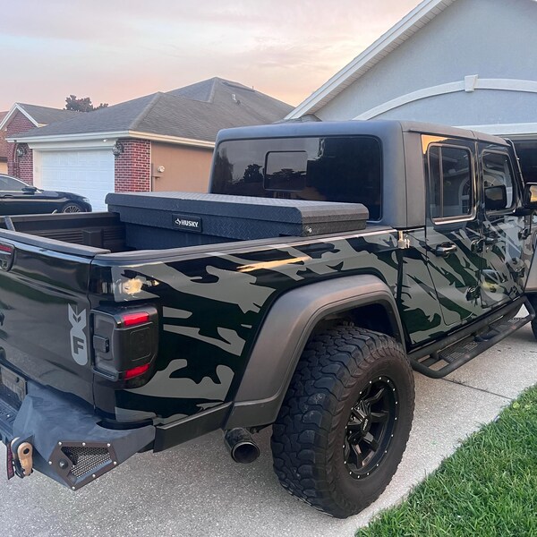 Soldier Array Vinyl Decal - Etsy