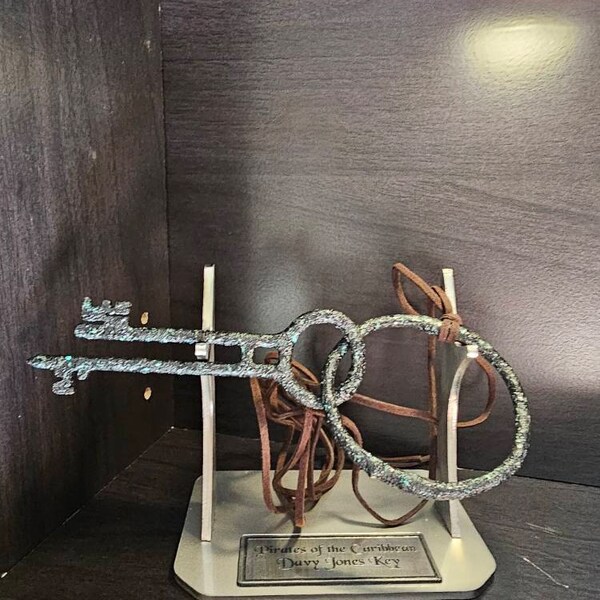 Davy Jones Key Jack Sparrow Film Decor Metal Prop Replica Pirates of ...