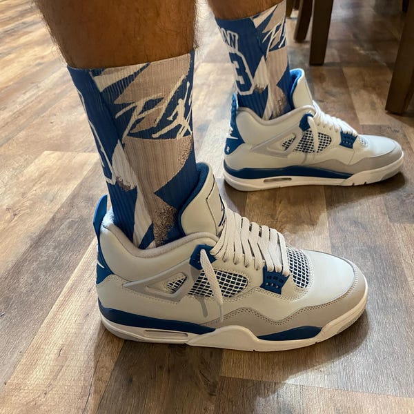 PIZZA PLANET SOCKS - Etsy