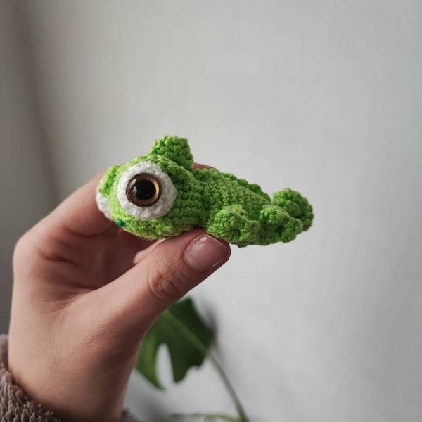 Pascal Crochet Pattern, Amigurumi Chameleon Pascal From Tangled ...