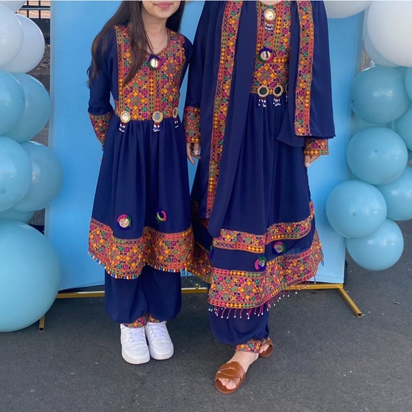 Traditional Afghani Handmade Kuchi Linen Dress, Afghan Hand Embroidered ...