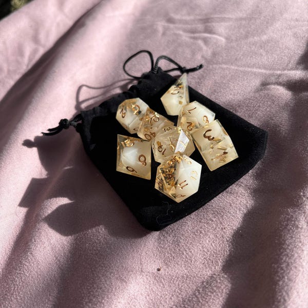 Cursed Dread - Full Polyhedral Sharp Edge Dice Set - Black and Copper ...