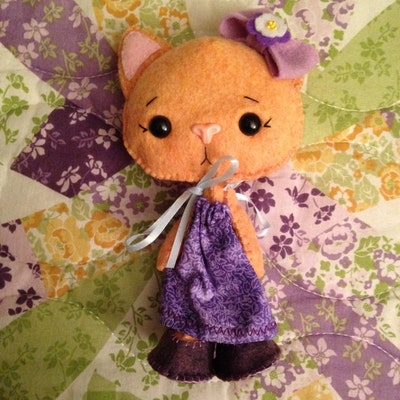 Flora the Explorer pdf Pattern - Etsy Portugal