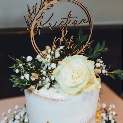 Boho Floral Wedding Cake Topper With Rustic Wreath / Mr and Mrs Cake ...