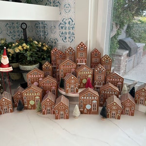Printable Advent Calendar, Gingerbread Houses, DIY Paper Christmas ...