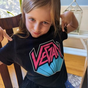 WEIRD MOM STICKER Creepy Spooky Horror Mother Vinyl Decal - Etsy