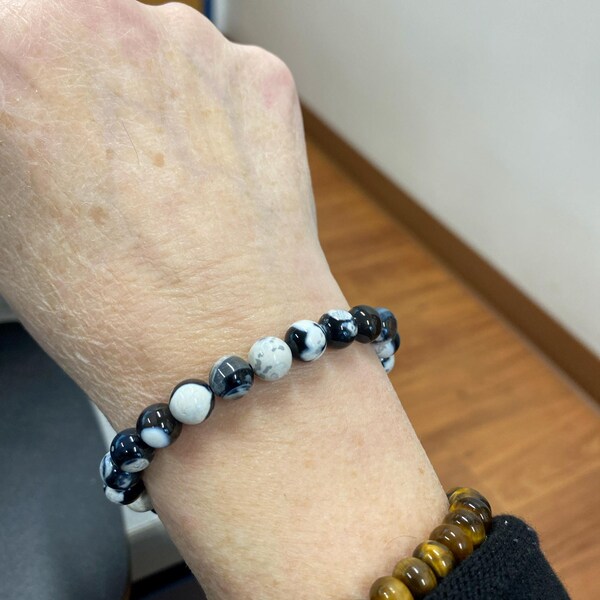 Howlite Cubes | Crystal Carvings, Minis, Metaphysical Gifts, Healing ...