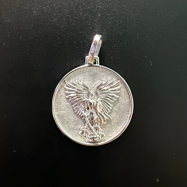 14K Gold Holy Icon of Jesus Christ Necklace, Jesus Face Pendant ...