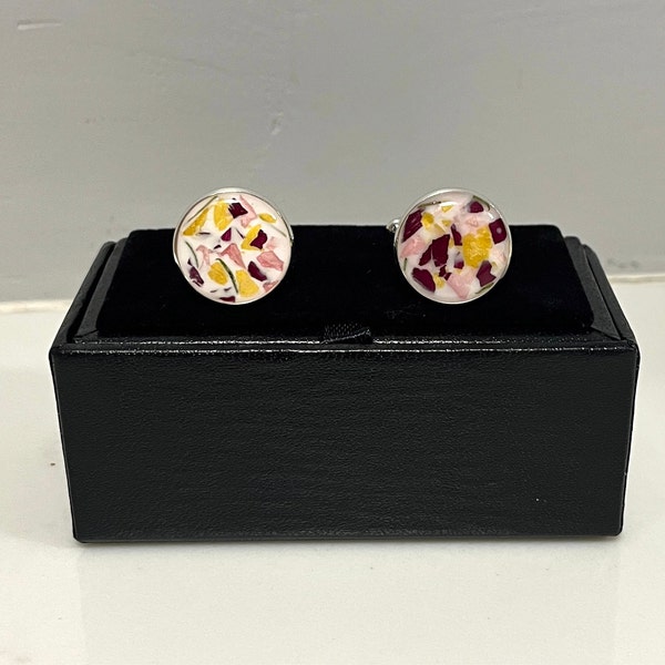 Canadian Maple Leaf Pin, Made in Canada Pin, Elbows Up, Canadian Pride ...